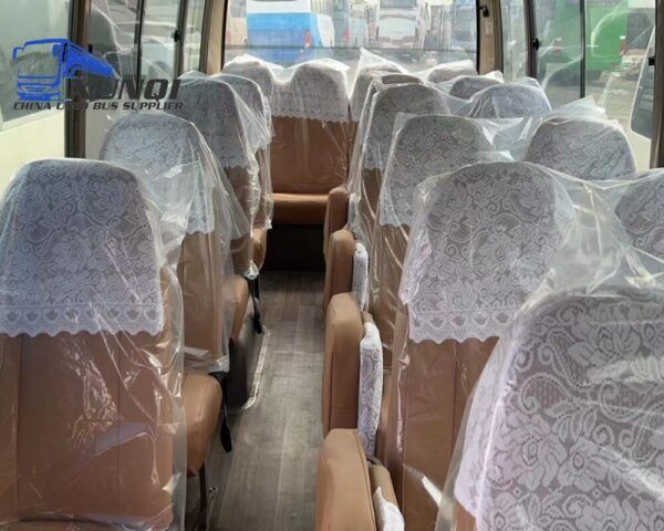 Toyota Coaster Bus 6 cylinder 1hz engine 29 seats